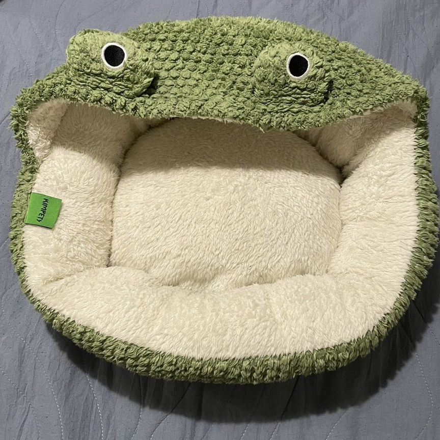 Лежанка для собак и кошек