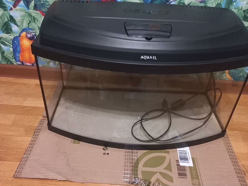 Аквариум Aquael 60л фигурный + оснащение