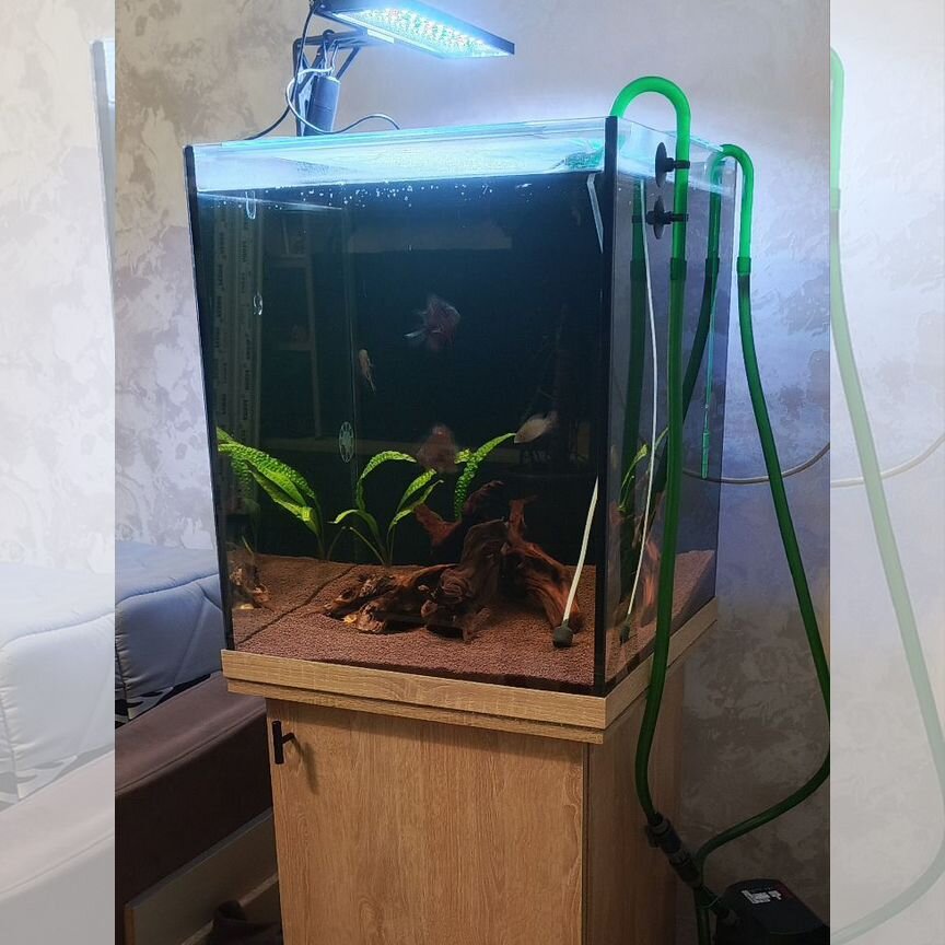 Аквариум с тумбой 111 литров