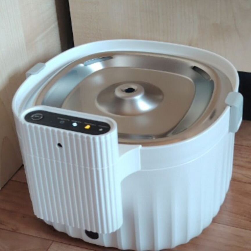 Фонтан поилка для кошек