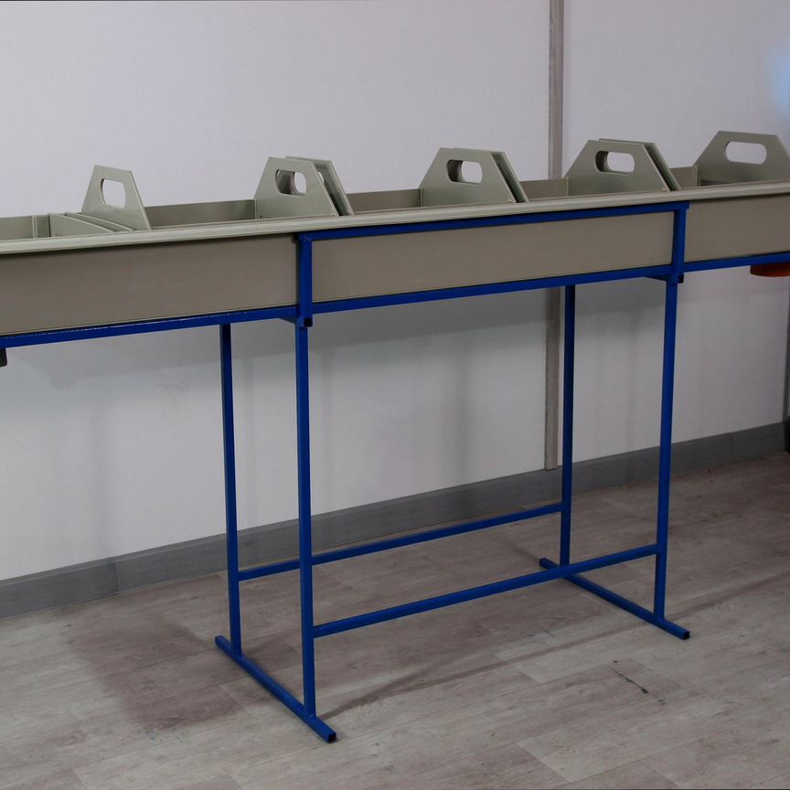 Инкубационный аппарат лоткового типа пластик