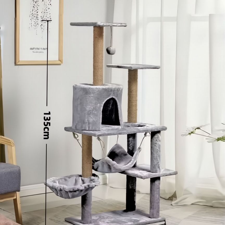 Домик для кошки с когтеточкой новый