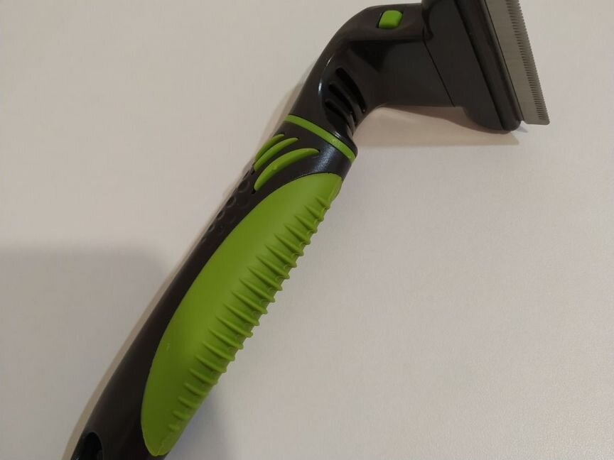 Расчёска-фурминатор