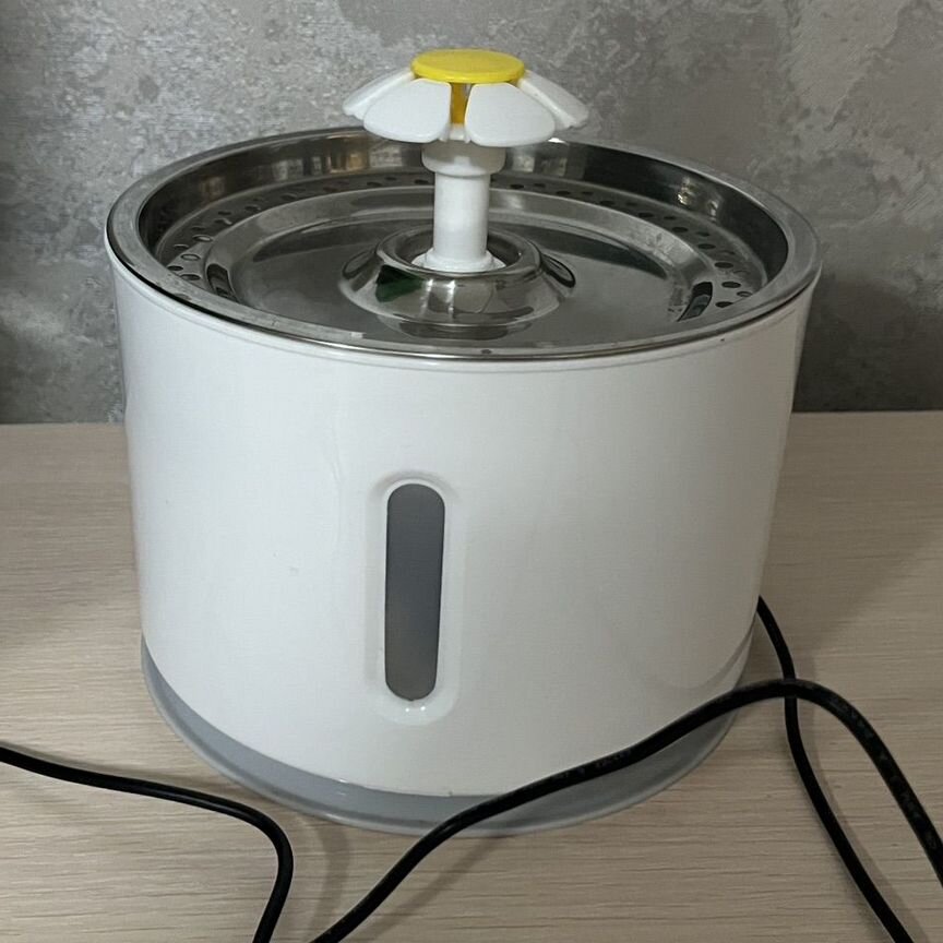 Поилка фонтанчик для кошек