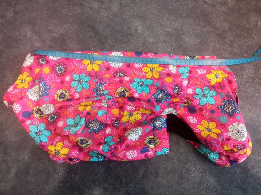 Комбинезон для средней собаки