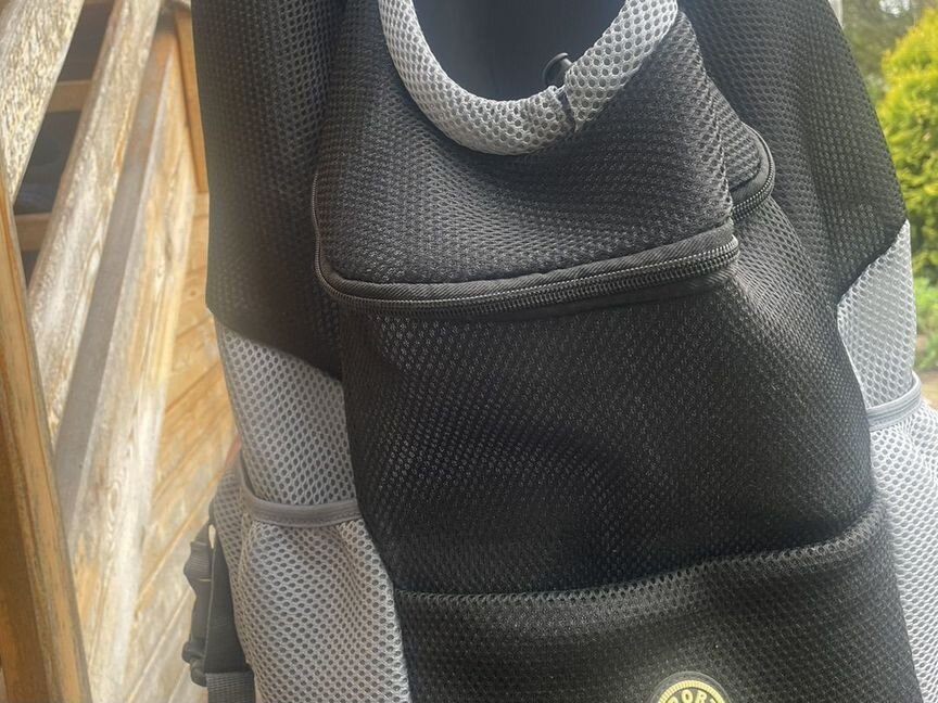 Рюкзак доя собак со многими карманами новый