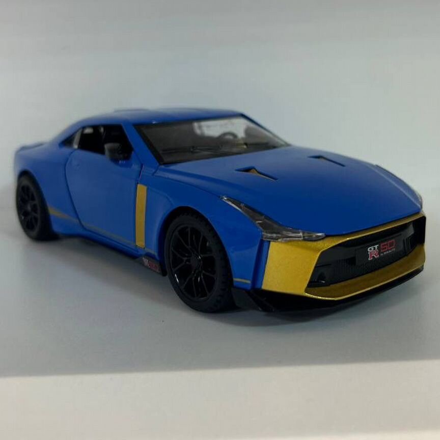 Модель автомобиля 1:24