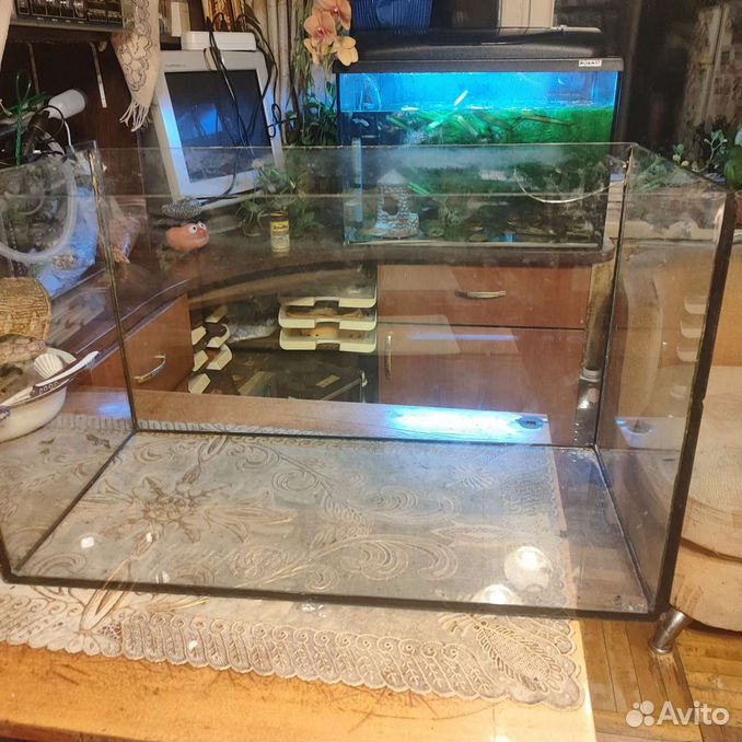 Аквариум 60л течёт