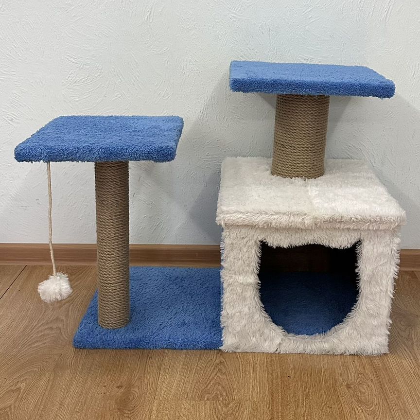 Домик с когтеточкой для любимого питомца