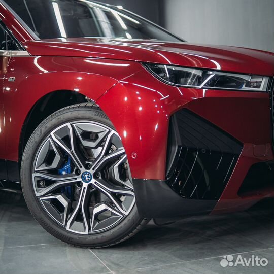 BMW iX 540 л.с. AT, 2022, 3 000 км в Москве, цена 13 890 000 руб ...