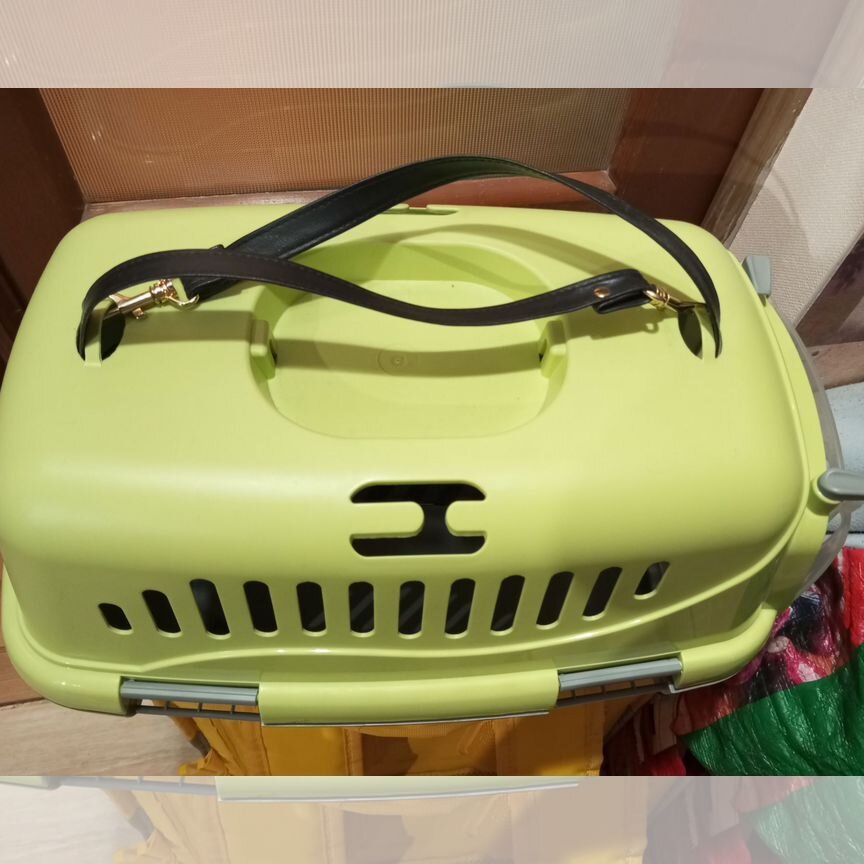 Переноска для животных пластиковая