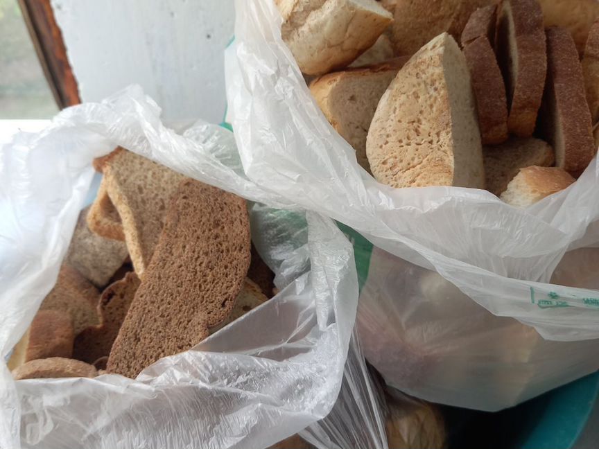 Хлеб сухари для животных, птиц