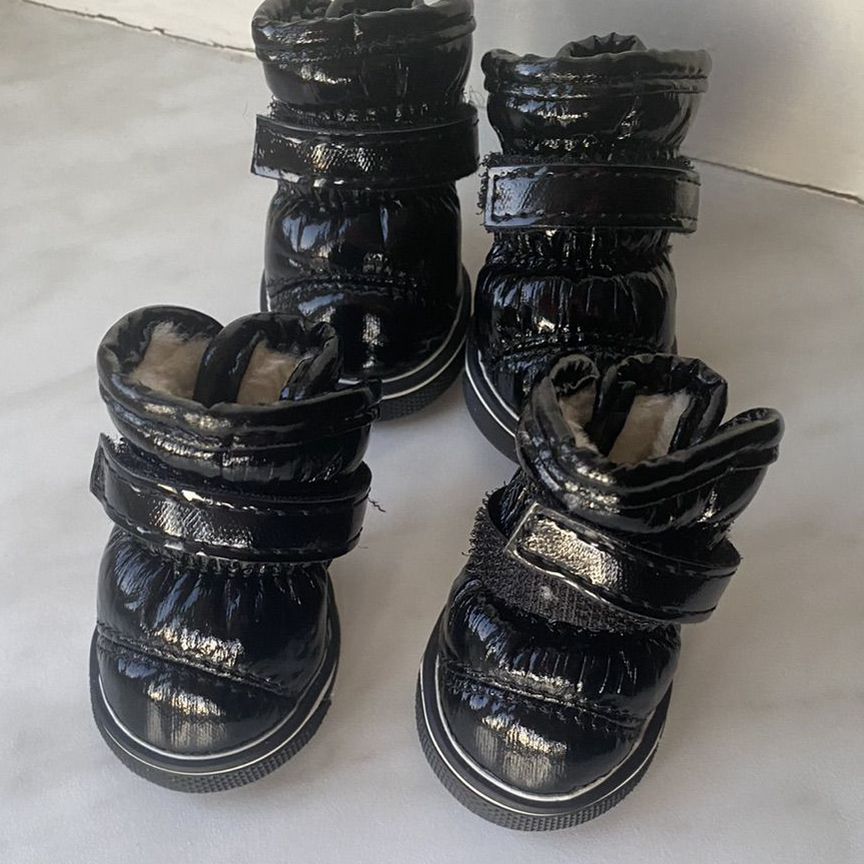 Обувь для маленьких собак зимняя