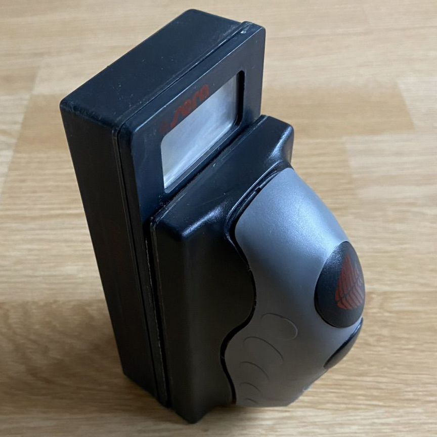 Sera магнитный очиститель для стекла