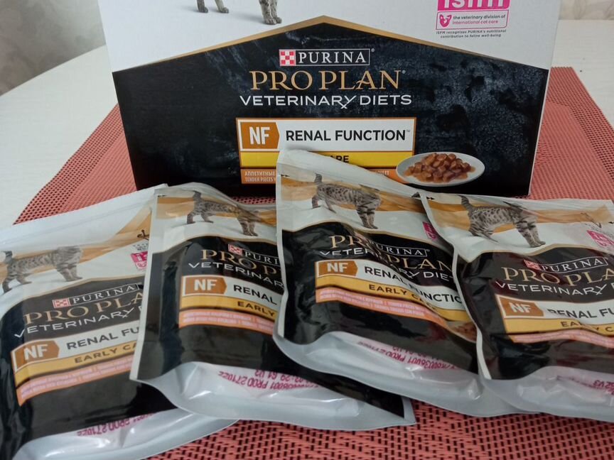 Продам лечебный корм для котика с хпн