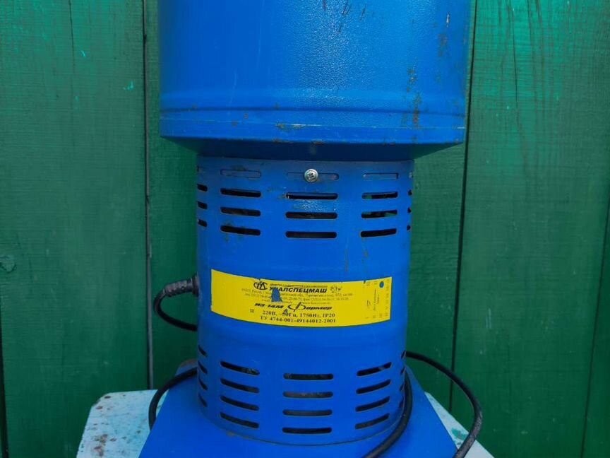 Зернодробилка фермер из-14М б/у