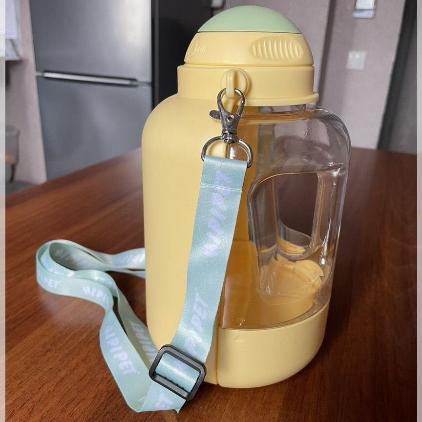 Поилка прогулочная для собак