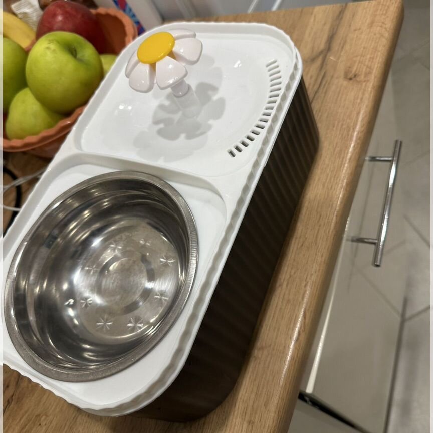 Фонтан поилка для кошек