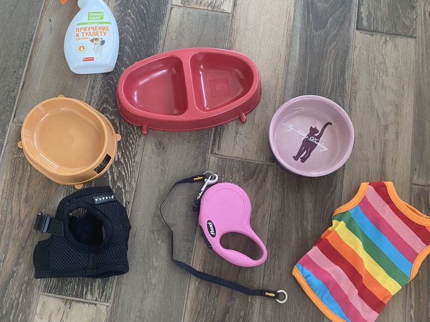 Отдам аксессуары для маленькой собаки