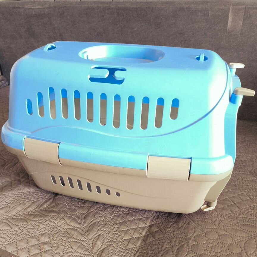 Переноска для животных пластиковая