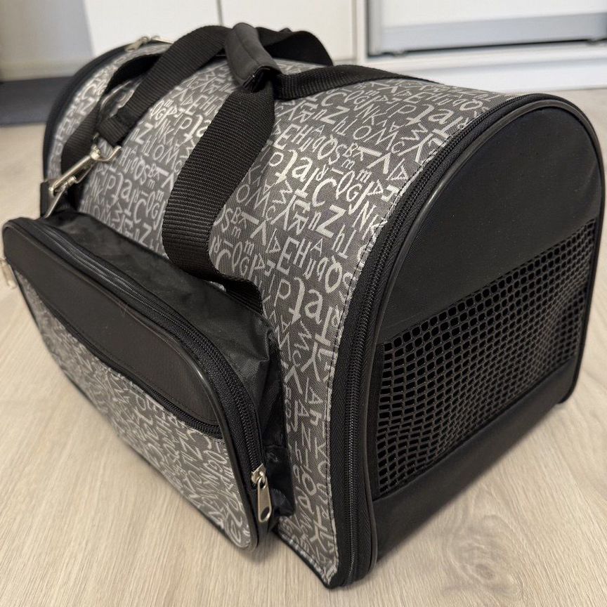 Переноска для кошек и собак мелких пород ZooM