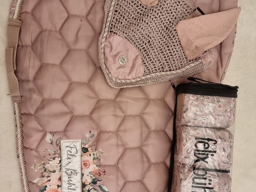 Комплект для лошади Felix Buhler