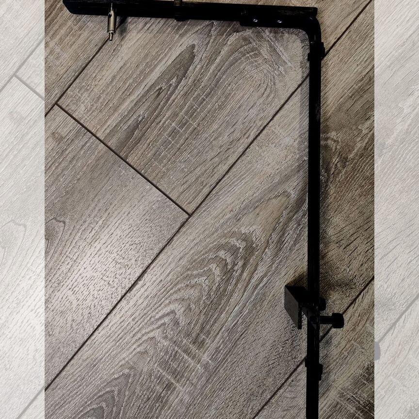 Кронштейн для лампы аквариума