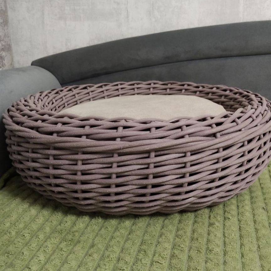 Лежанка для животных из ротанга