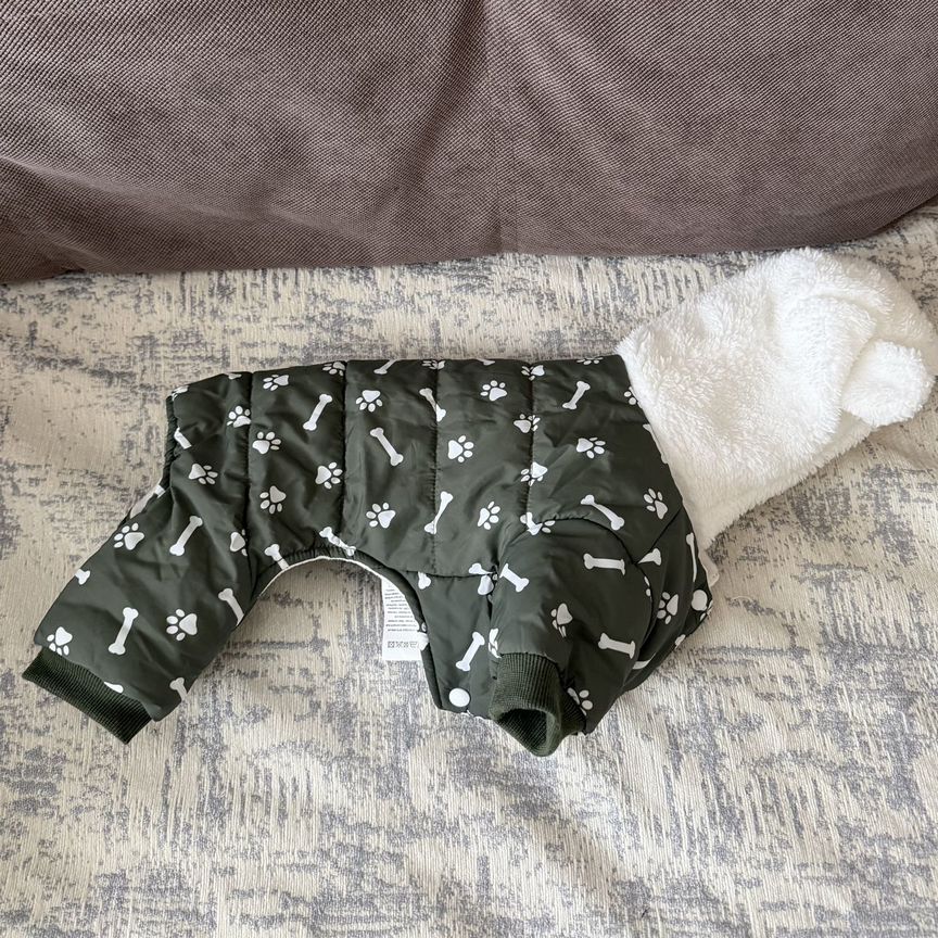 Комбинезон для собак Зоозавр (размер М)