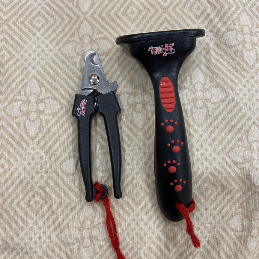 Ножницы и расческа для кота