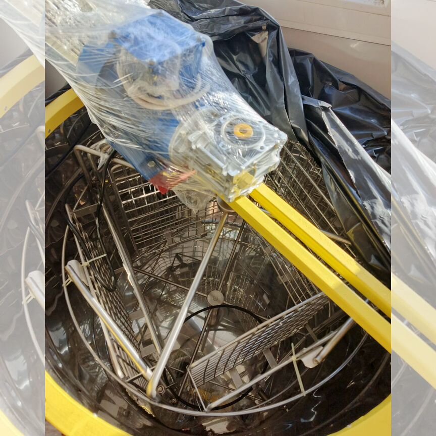 Медогонка 4 рамочная