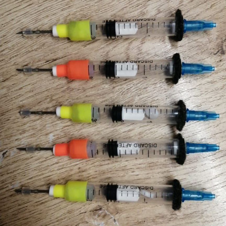 Летающий шприц