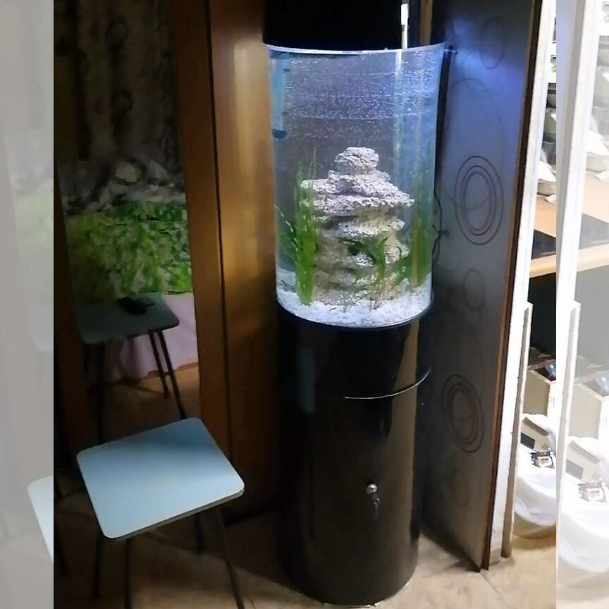 Аквариум с тумбой 200л