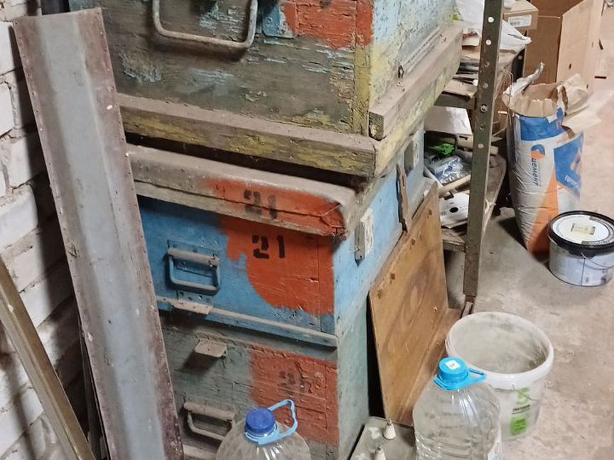 Улей дадан бу 2шт.+много рамок,цена за всё