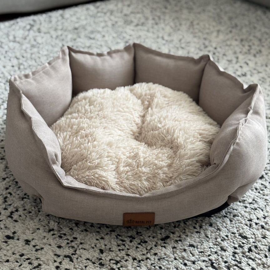 Лежанка для собак