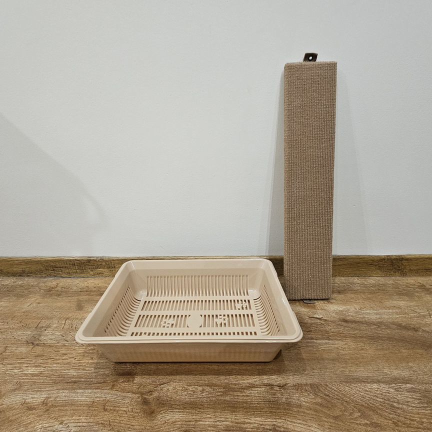 Лоток для котят маленький и когтеточка