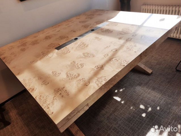 Стол для переговоров из шпона карельской березы купить в Мытищах ...