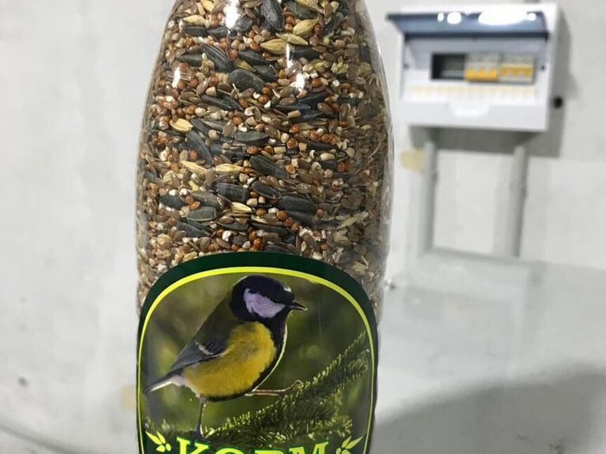 Корм для певчих лесных и парковых птиц