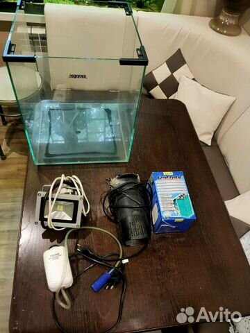 Аквариум,фильтр,шишки и т.д