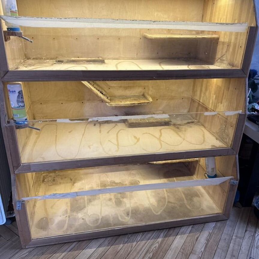 Вольер для свинок морских