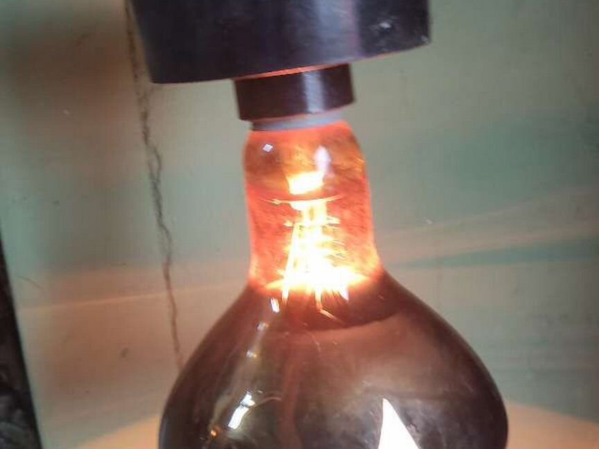 Инфракрасная лампа