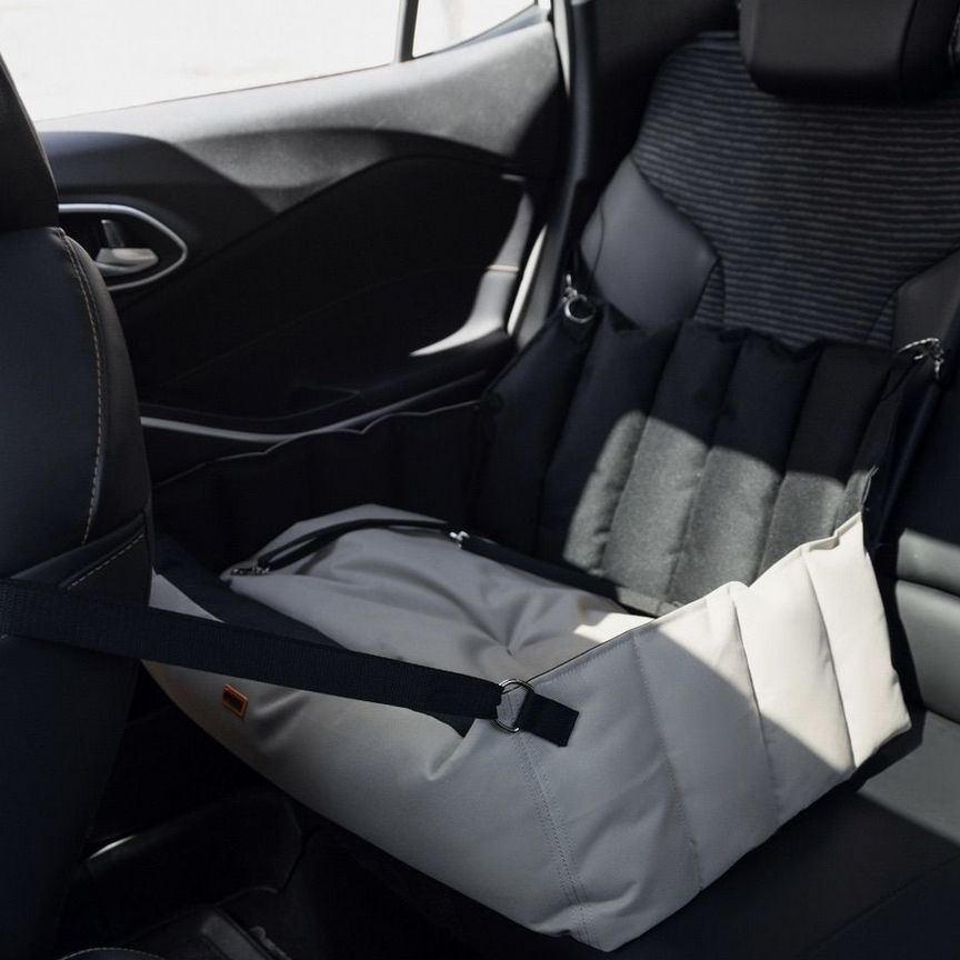 Автокресло для собак в машину RichPet