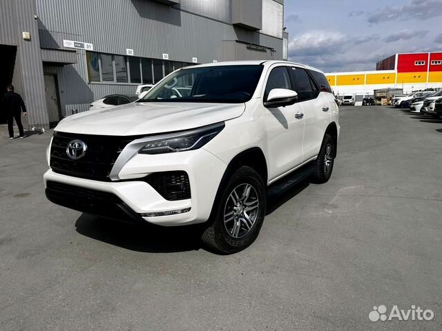 Toyota Fortuner, 2022 купить в Челябинске | Автомобили | Авито