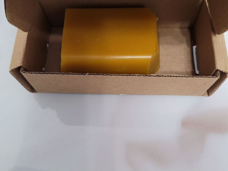 Воск пчелиный