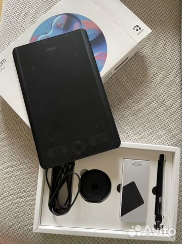 Графический планшет Wacom Intuos Pro Small купить в Москве ...