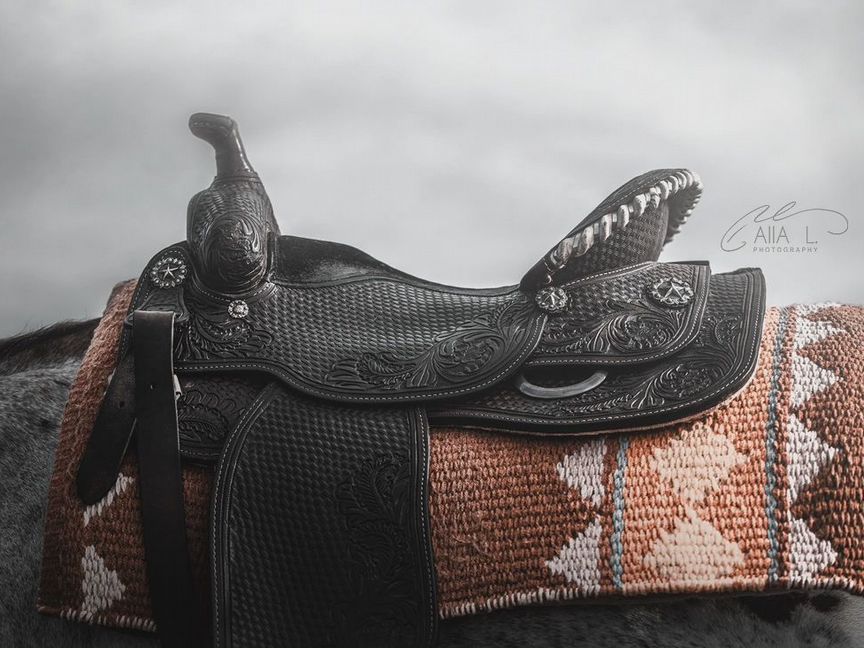 Вестерн седло