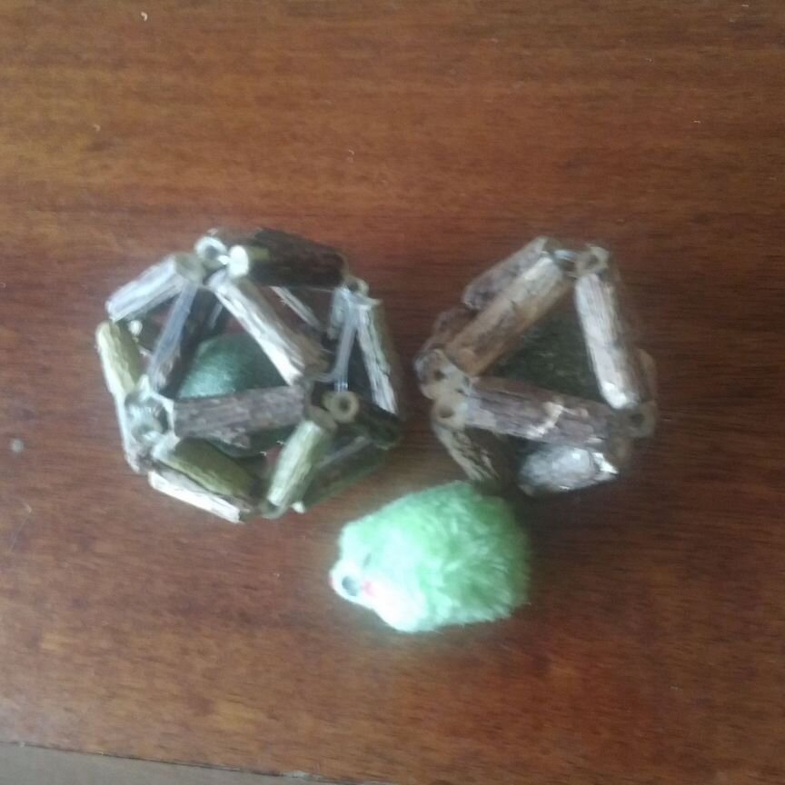 Игрушки для кошек