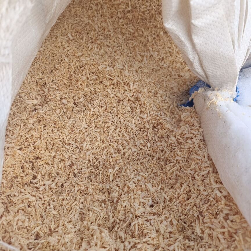 Опилки сухие крупные