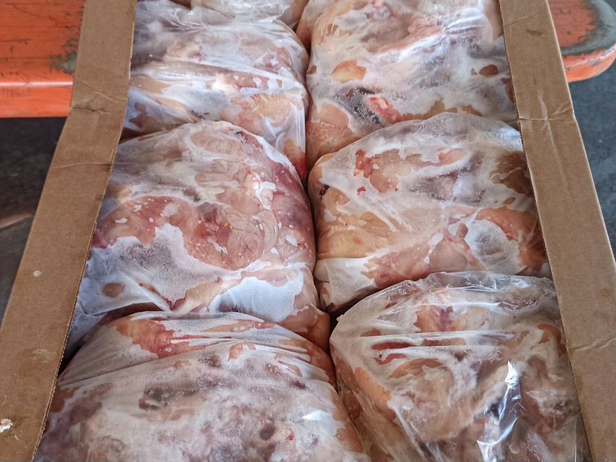 Мясо для собак куриный набор для супа. Из бройлер