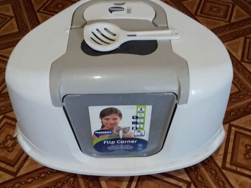 Кошачий туалет закрытый